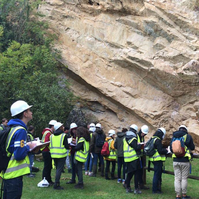 Journée immersion : rejoins nos élèves géologues sur le terrain ...